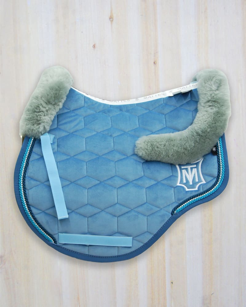Mattes Pony Pad in light blue velvet with ice blue sheepskin